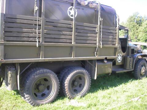 JAPMODELS GMC SHELTER RADIO • JAPMODELS