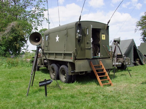 JAPMODELS GMC SHELTER RADIO • JAPMODELS